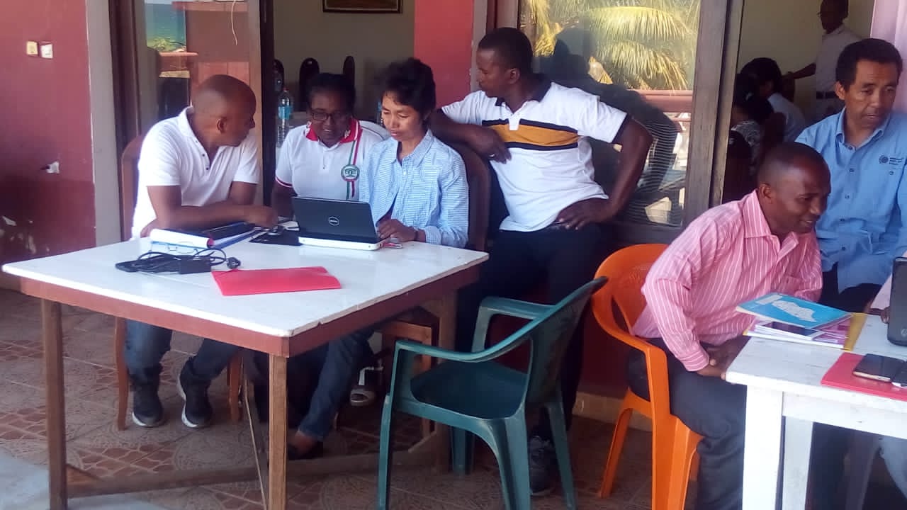 Un nouveau souffle pour la formation continue des enseignants malgaches – APPRENDRE (Appui à la ...